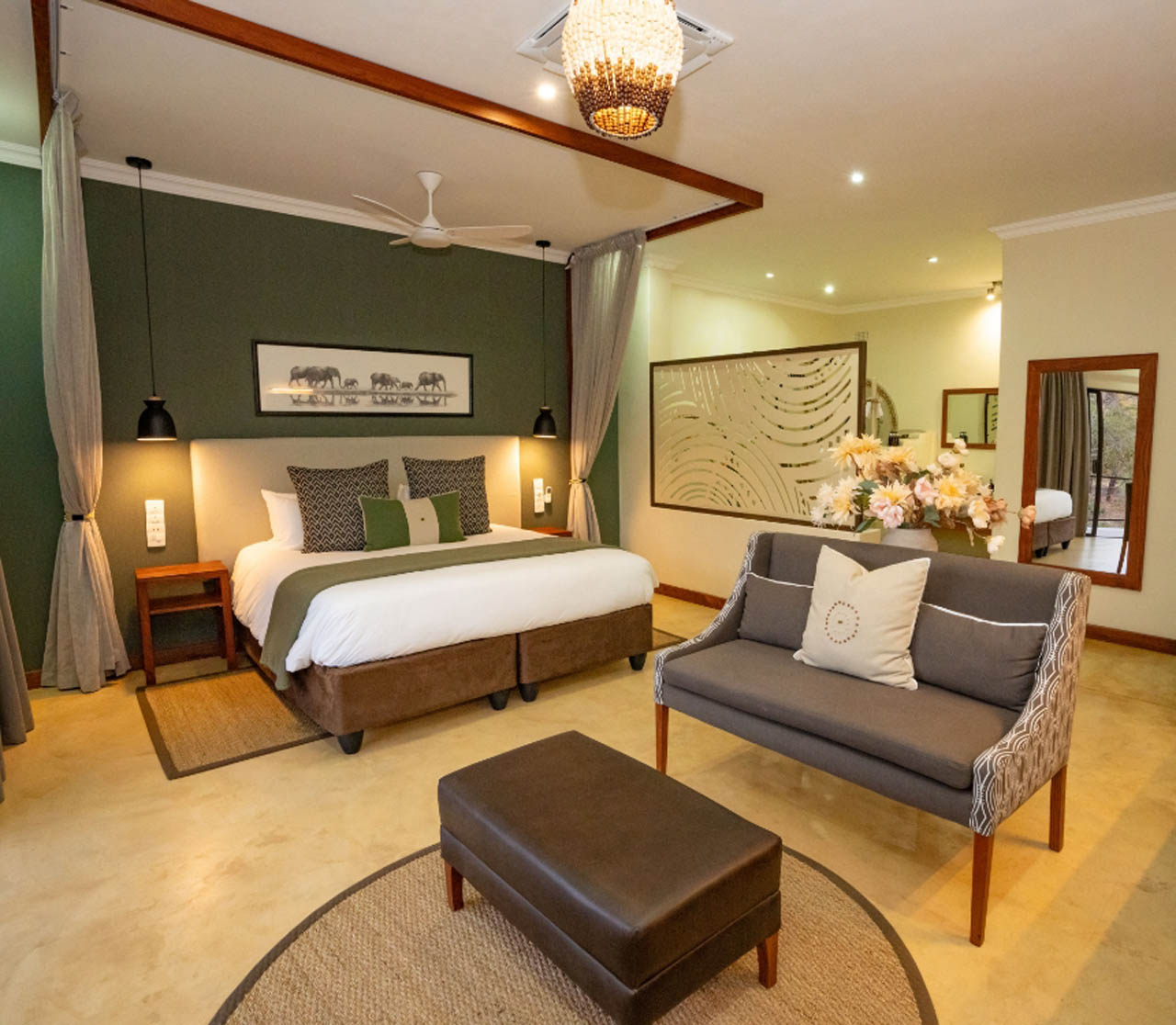 Insika Lodge | Victoria Falls Luxury Lodge | Holiday Destination